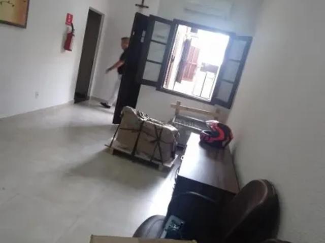 Casa Comercial Bem Localizada no Jardim Cuiabá