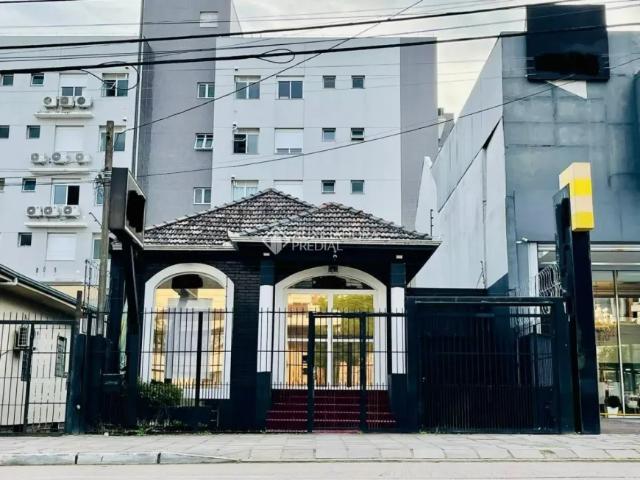 Casa comercial com 202m2 de área privativa