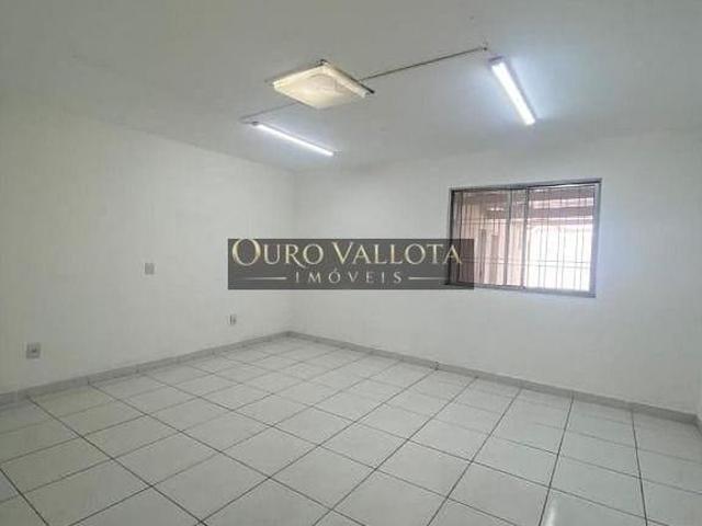 Casa Comercial com 276m²