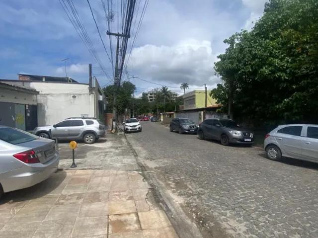 Casa Comercial com 420m² em Casa Forte, Recife PE