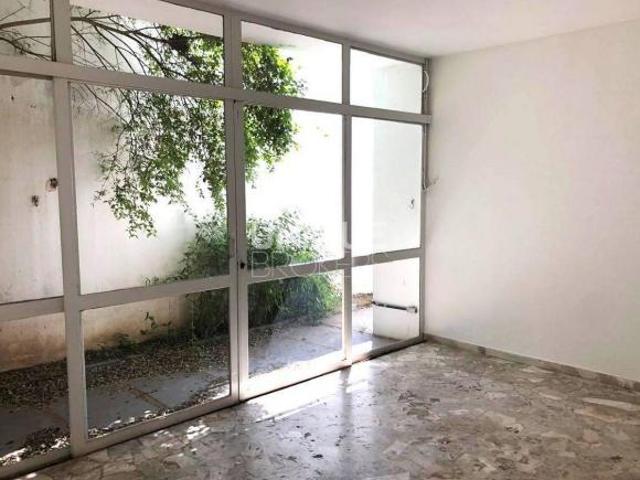 Casa comercial com 5 quartos no Vila Vianelo em Jundiaí