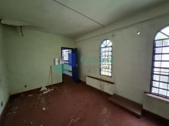 Casa comercial com 5 salas para alugar, 220m² Jardim América
