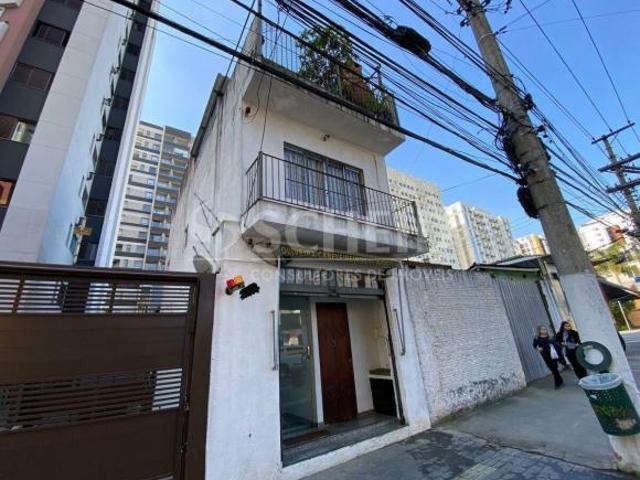 Casa Comercial com 93m2 em Moema