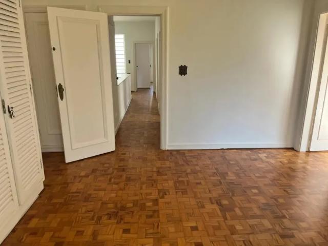 Casa Comercial de Alto Padrão à Venda em São Paulo SP Jardim Paulistano: 8 Salas, 5 Banheiros, 8 V