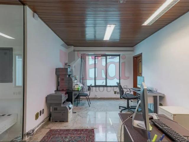 Casa Comercial de Alto Padrão para Locação no Jardim Everest São Paulo