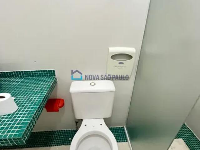 Casa comercial disponível para locação na Higienópolis