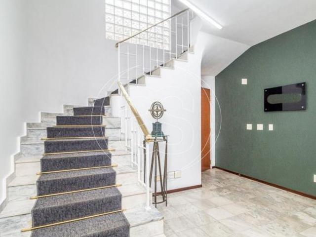 Casa comercial disponível para venda e locação em Moema Índios