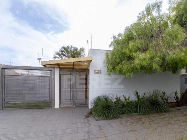 Casa Comercial e Residencial no Monte Castelo