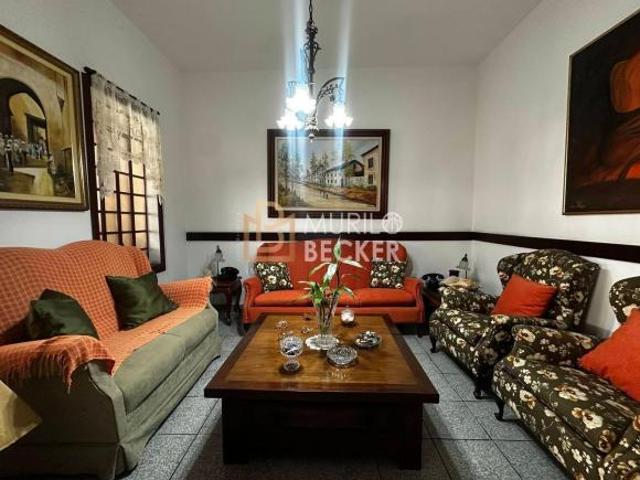 Casa comercial e Residencial á venda na Avenida Tivoli Vila Betânia