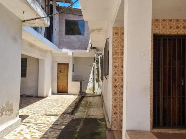 CASA COMERCIAL E RESIDENCIAL CENTRO EMBU DAS ARTES