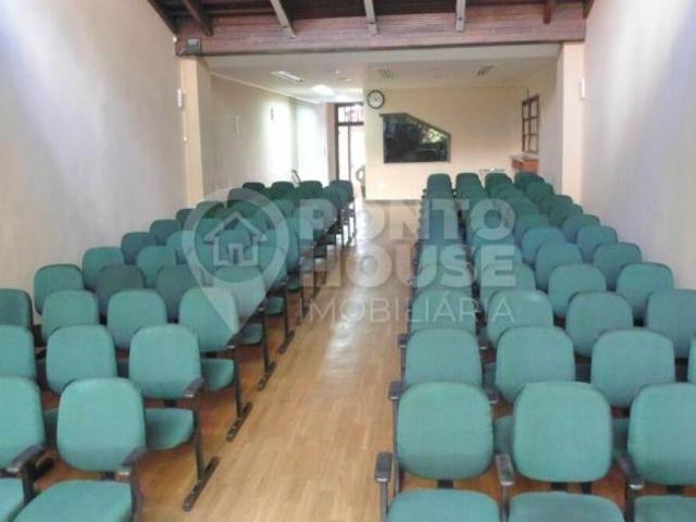 Casa comercial e residencial para venda em Mirandópolis à venda de 300m²