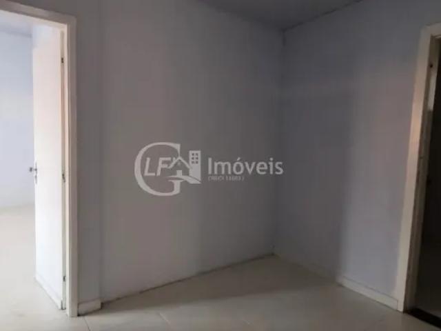 Casa Comercial em Amambaí: 6 salas, 7 banheiros, 20 vagas de garagem, 250 m²! Venda ou Locação em Ca