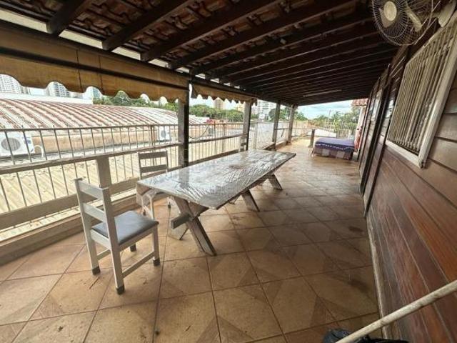 Casa Comercial em Araraquara