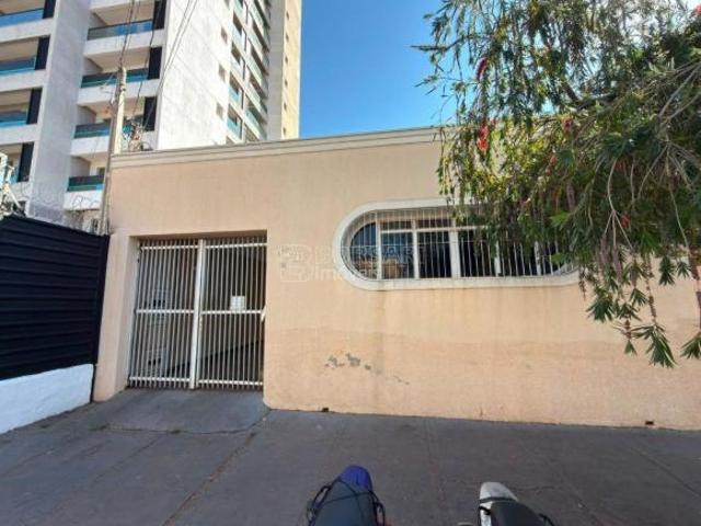 Casa Comercial em Araraquara
