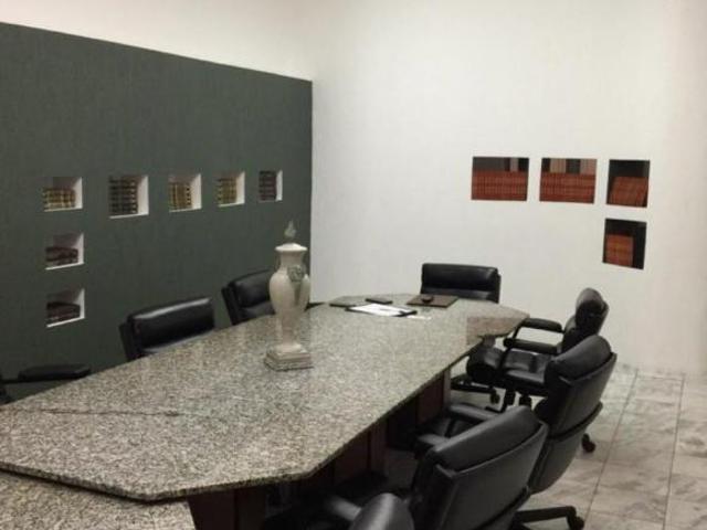 CASA COMERCIAL EM MOEMA Casa comercial com 13 salas a venda em Moema