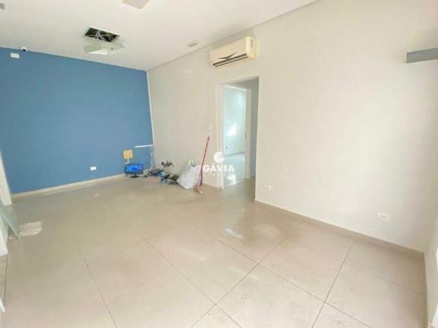Casa comercial em Santos