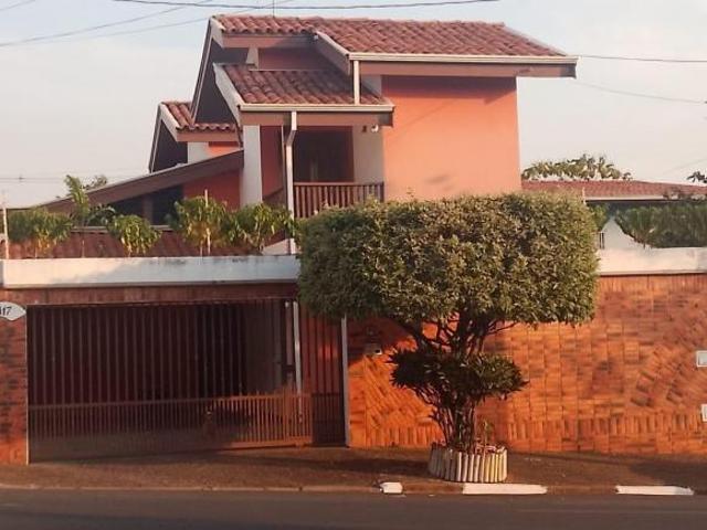 CASA COMERCIAL EM SUMARÉ SP ACEITA PERMUTA