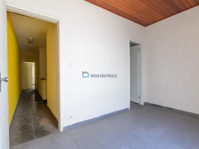 Casa comercial na Vila Mariana
