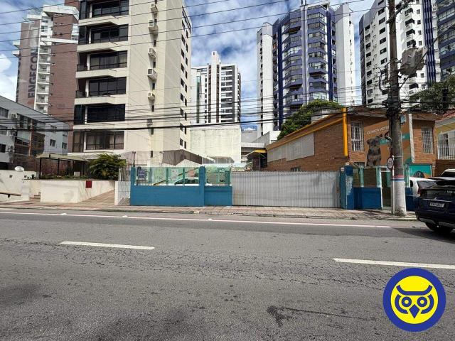 Casa Comercial na Agronômica