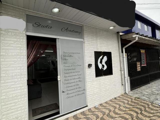 Casa Comercial na Guilhermina em Praia Grande