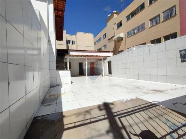 Casa Comercial na Pituba 280m² para Aluguel