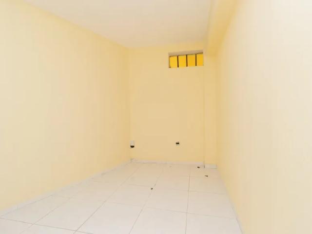 Casa comercial na Rua Nelson Bersamim, N. 130 1 • 300 m²