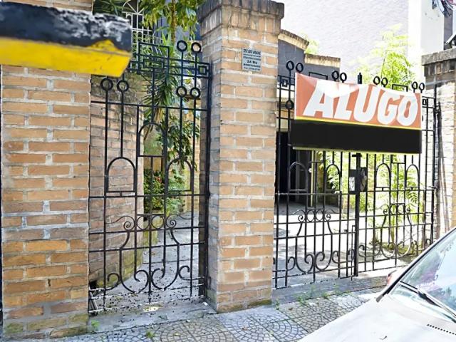 Casa comercial na Rua Pedro Cacunda, N. 460 • 500 m²