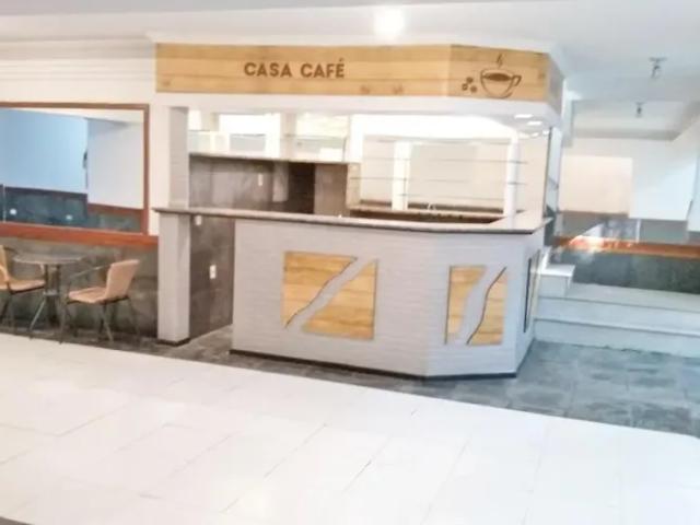 Casa comercial na Rua Professor Atílio Innocenti, N. 891 • 560 m²
