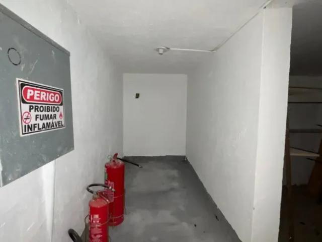 Casa Comercial no Bairro Condomínio Itamaraty