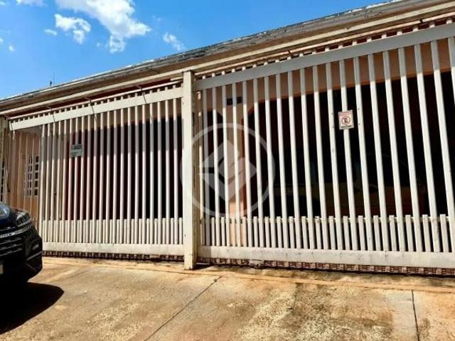 Casa comercial no bairro Consil. $ 977.000,00