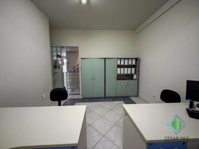 Excelente casa comercial no bairro Novo Estreito