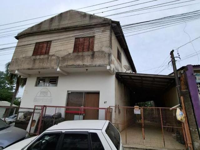 CASA COMERCIAL NO BAÍRRO LOMBA PINHEIRO