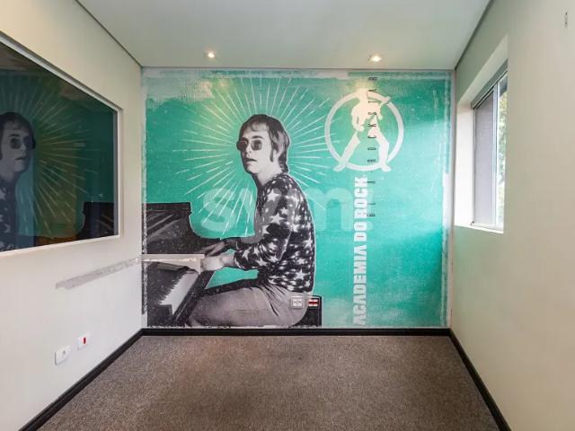Casa Comercial no Batel!
