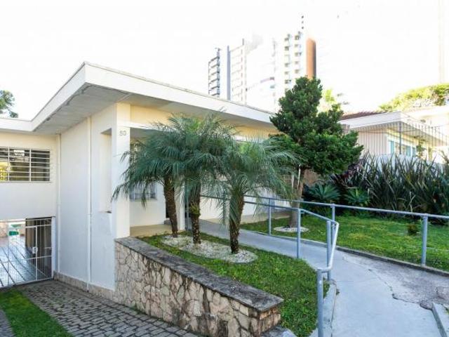 Casa comercial no Bigorrilho ARYA 1