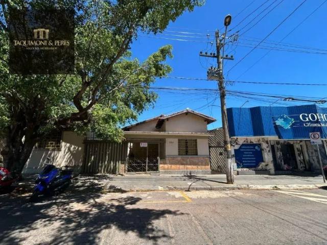 Casa comercial no centro com terreno de 300 metros!