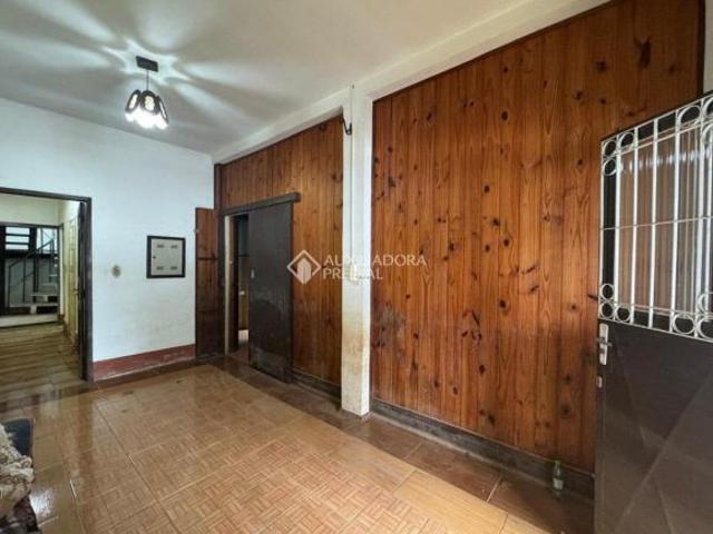 Casa comercial no Centro de São Leopoldo, com 370 m²