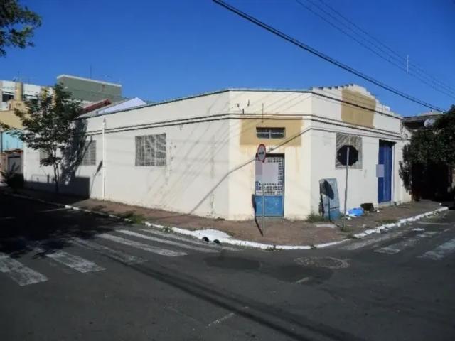 Casa comercial no centro de SL