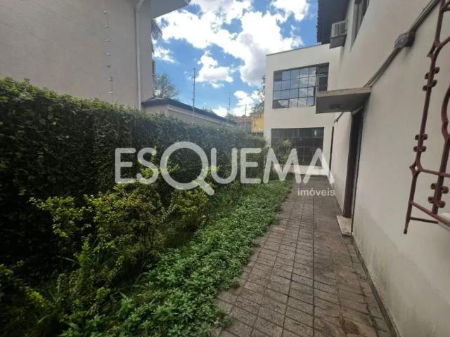 Casa comercial no Jardim América