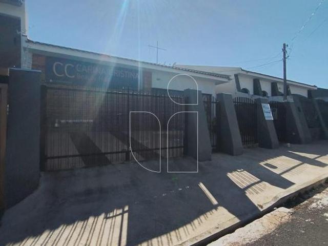 Casa / Comercial no Jardim Parati 8 salas 2 banheiros em Marília