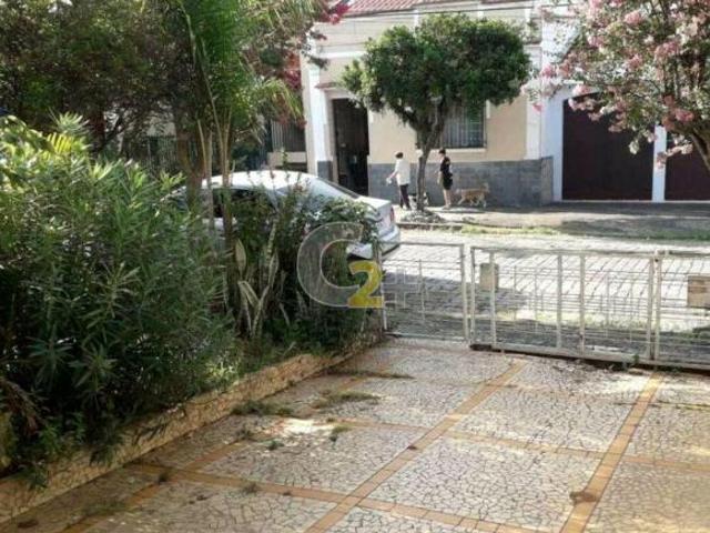 Casa comercial ou residencial à venda no Centro de Amparo com 3 quartos e 2 vagas