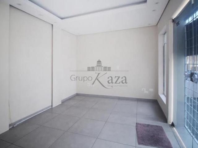 Casa Comercial ou Residencial Alto da Boa Vista 3 Dormitórios 104m²