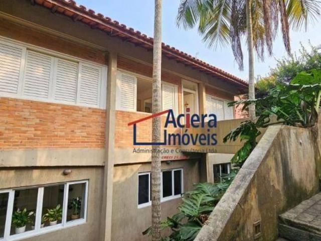 Casa Comercial ou Residencial no Miolo da Granja Viana com 3 Dormitórios à venda, 202 m² Granja Vi