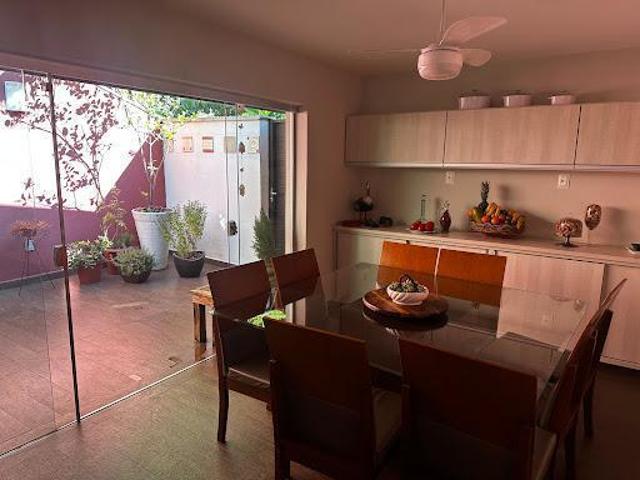 Casa comercial ou residencial para venda no Jardim Brasil