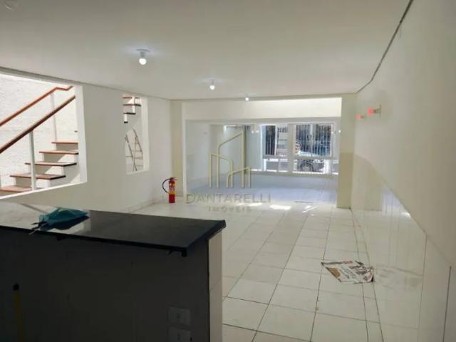 Casa Comercial para Aluguel na Chácara Santo Antônio 231 m² em Ótima Localização