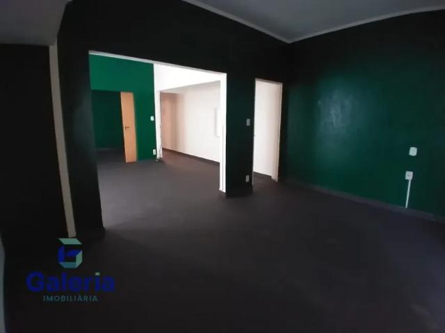 Casa comercial para alugar, 120m² Centro