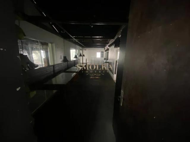 Casa comercial para alugar em Coqueiros SC