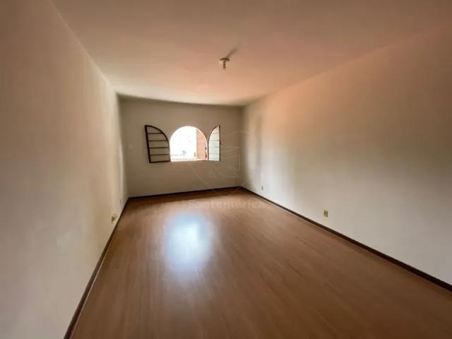 Casa comercial para alugar na Região Central de Londrina no bairro Boa Vista com 3 quartos