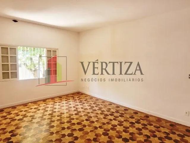 Casa comercial para locação cim 294m² em Moema
