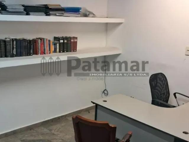 Casa Comercial para locação com 1200m², 25 vagas de garagem no Jardim Everest, São Paulo, SP
