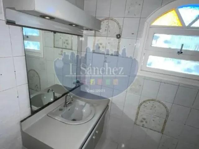Casa Comercial para Locação em Itaquaquecetuba, Vila Virgínia, 3 dormitórios, 1 suíte, 4 banheiros